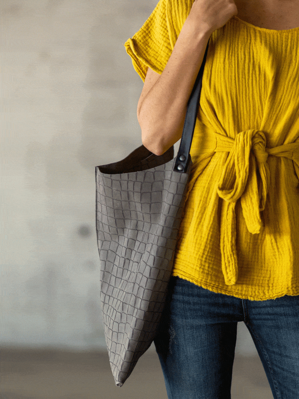 Umbrella-shaped handbag. Made from leather, unique and handy - MAKOSHA ...